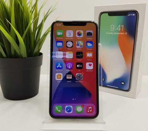 Apple iPhone X 64Gb с Гарантией