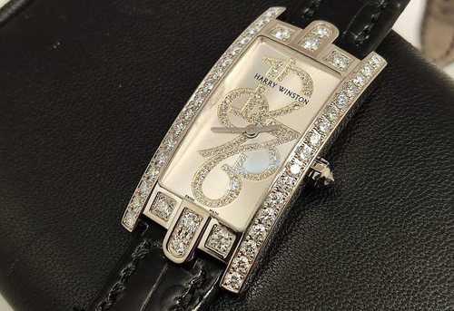 Часы Harry Winston Avenue avcqhm16WW014