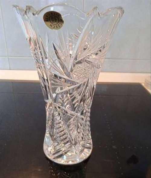 Хрустальная ваза Чехия 20 см