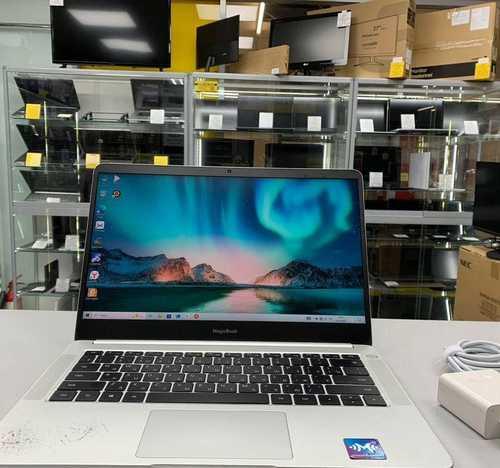 14" Ноутбук honor Core i3-8 4.2Ghz/ SSD 256Gb