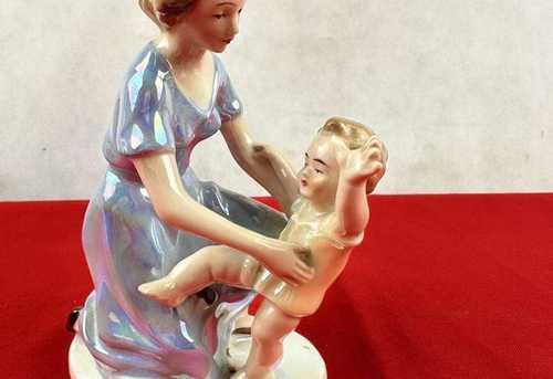 Статуэтка Carl Scheidig Мама с ребенком, редкая