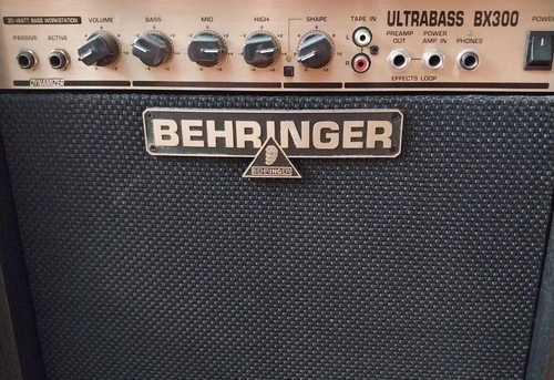 Басовый комбоусилитель Behringer