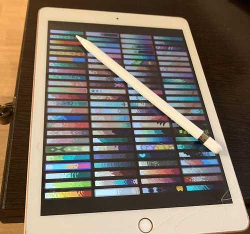 iPad 6 2018 32gb с apple pencil