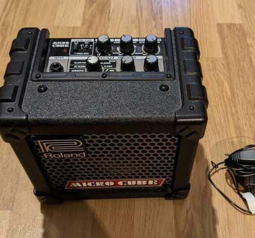 Комбоусилитель roland micro cube