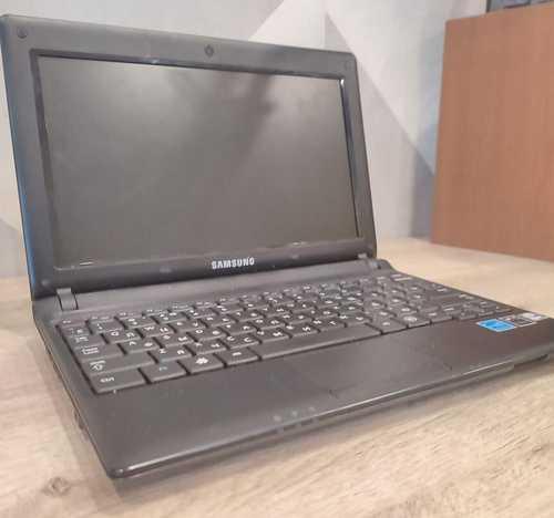 Нетбук samsung NP-N100S