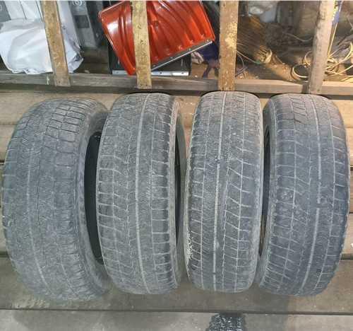 Bridgestone Blizzak VRX 185/65 R15 88Q