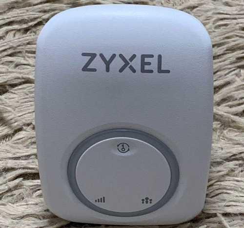 Усилитель повторитель Wi-Fi-сигнала Zyxel WRE2206