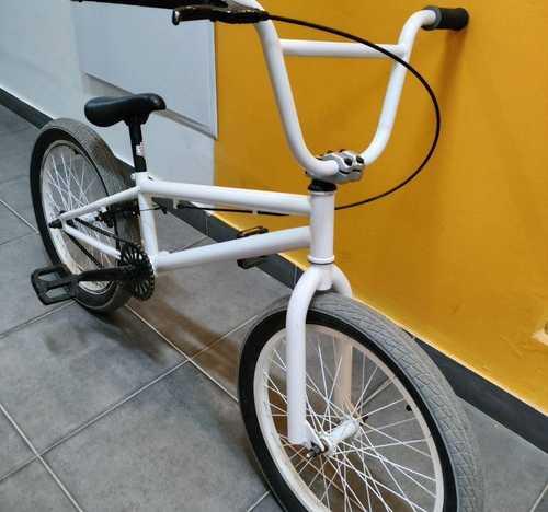 Велосипед BMX