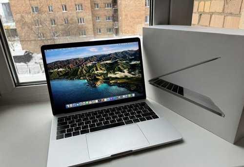 Apple MacBook Pro 13 2017 i5/8Gb/256Gb Silver