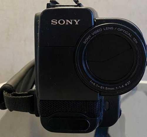 Компактный фотоаппарат sony handycam