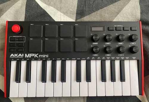 Midi клавиатура akai Pro MPK mini MK3