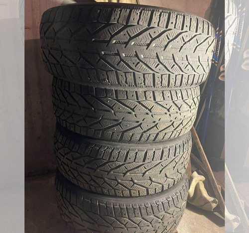 Kormoran SUV Stud 235/60 R18 107T