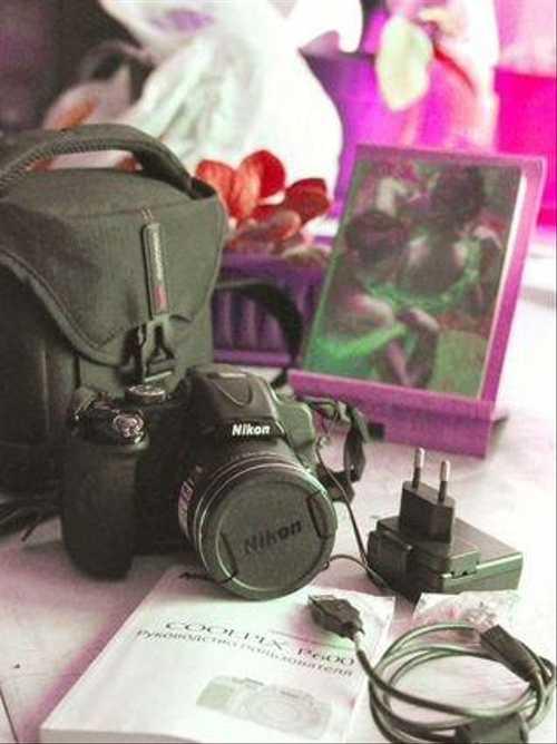 Компактный зеркальный фотоаппарат Nikon P600
