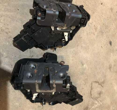 Замок двери на ford focus 2 передние