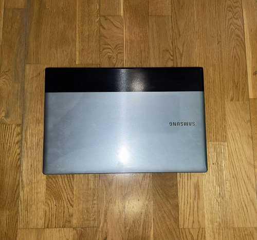 Ноутбук Samsung NP-RV520-S05RU