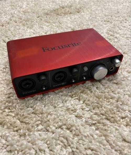 Focusrite Scarlett 2i2