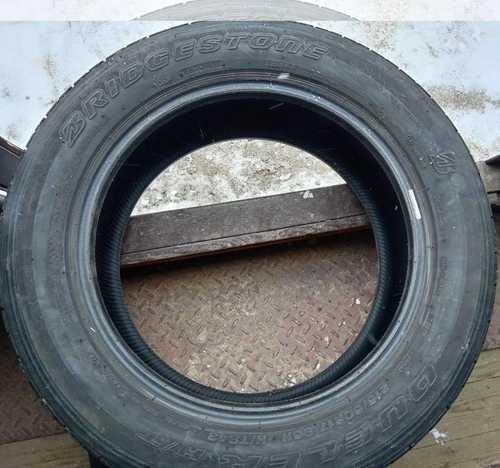 Bridgestone Dueler H/T 215/60 R17 96H