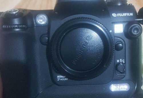 Зеркальный фотоаппарат Fujifilm finepix S3Pro