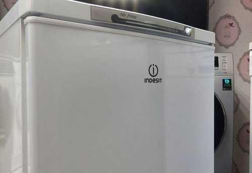 Холодильник. Морозильная камера Indesit NO Frost