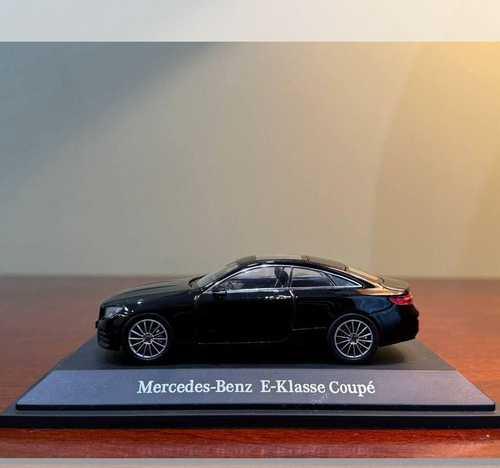 Mercedes E Coupe 1:43