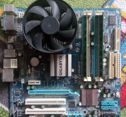 Gigabyte GA-EG41MF-US2H   e8400