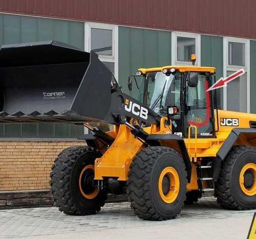 Стекло дверное левое JCB 456 zx