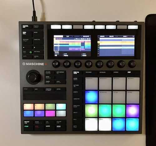 Native Instruments Maschine  