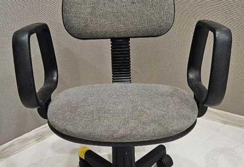 Компьютерное кресло бу бюрократ