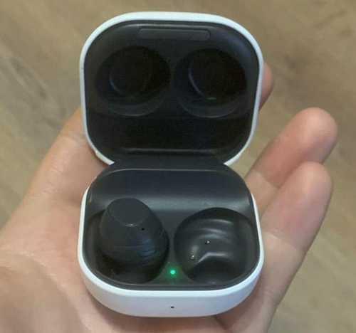 Беспроводные наушники samsung buds fe