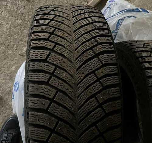 Michelin X-Ice North 4 245/45 R19