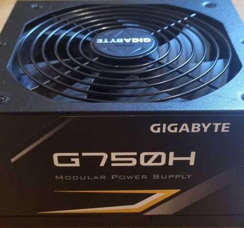 Блок питания gigabyte g750h