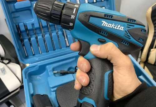 Шуруповерт Makita 12v Новый с набором бит