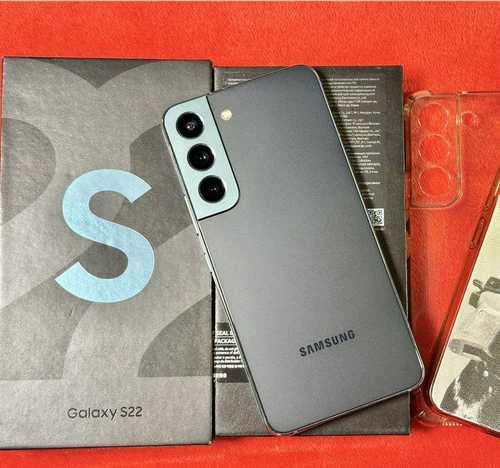 Samsung Galaxy S22, 8/128 ГБ