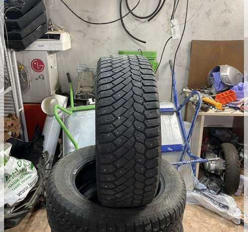 Gislaved Nord Frost 200 215/60 R16 99T