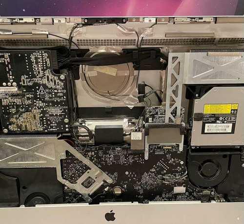 Apple iMac 2010 (на запчасти)
