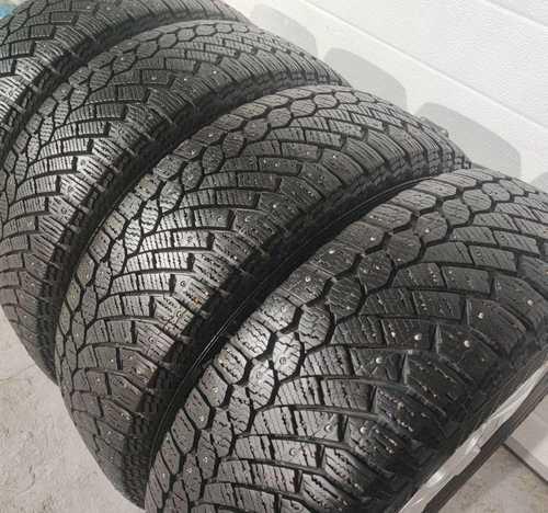Gislaved Nord Frost 200 225/65 R17