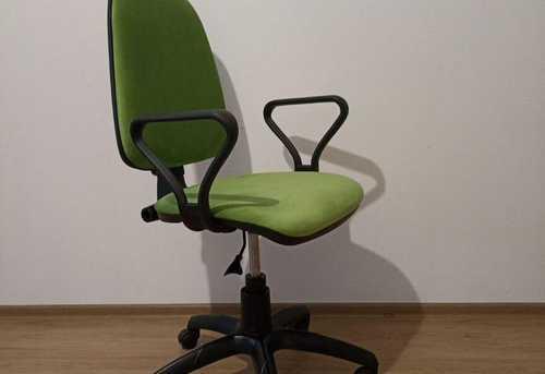 Компьютерное кресло зелёное с доставкой