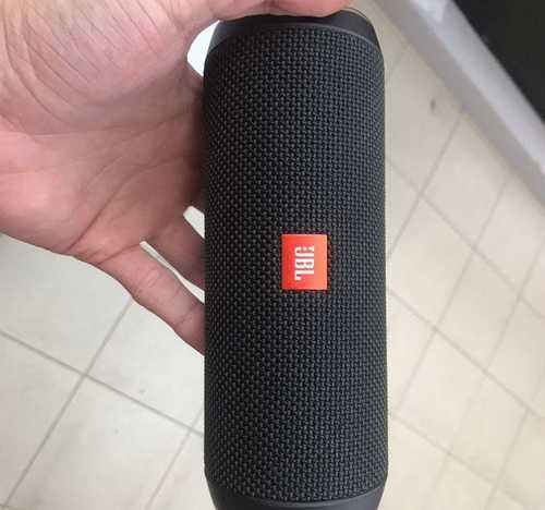 А5) jbl flip 4