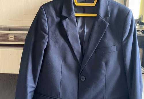 Пиджак школьный для мальчика 152, синий