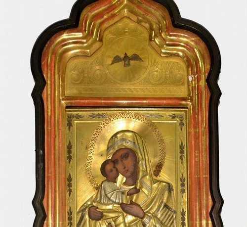Икона в киоте "Владимирская Пресвятая Богородица"