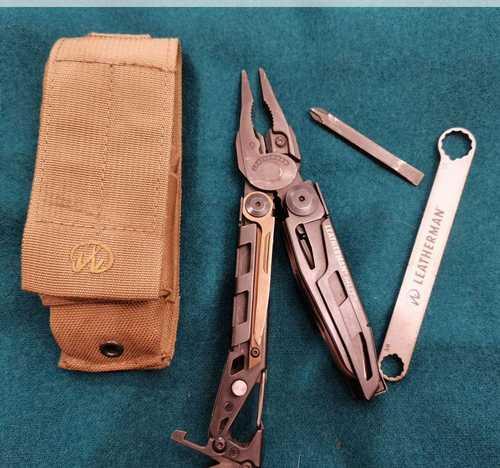 Мультитул leatherman mut. Тактический