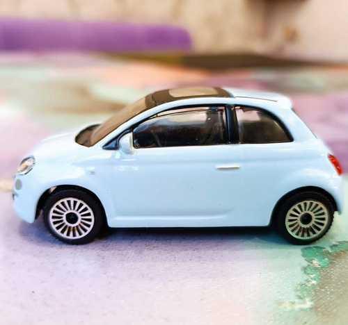 Модель fiat 500 масштаб 1:43