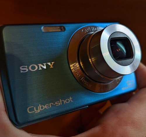 Цифровой фотоаппарат Sony cybershot DSC-W220