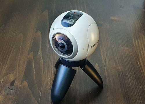 360 Камера Samsung Gear 360