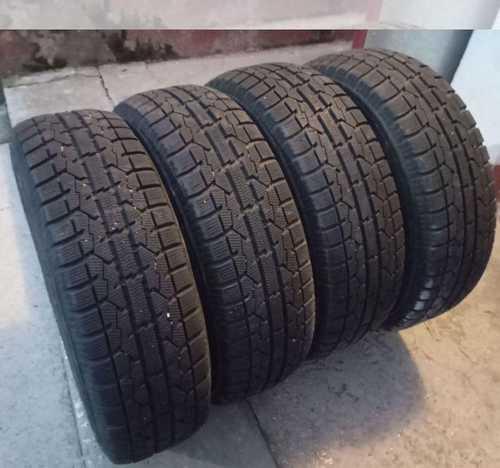 Toyo Observe Garit GIZ 185/70 R14