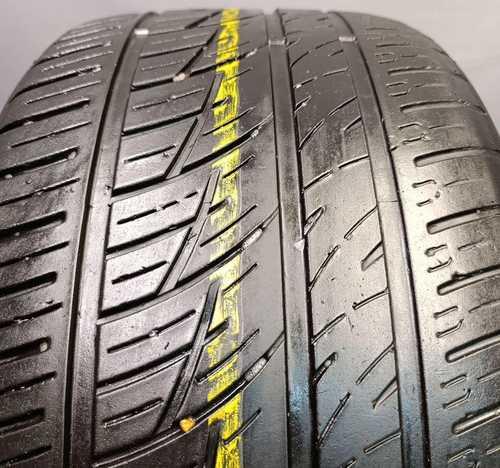 Delinte DS8 Desert Storm II 275/30 R20 97W