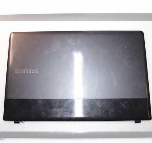 Samsung NP300E5A Крышка матрицы