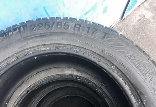 Gislaved Nord Frost 200 225/65 R17 102