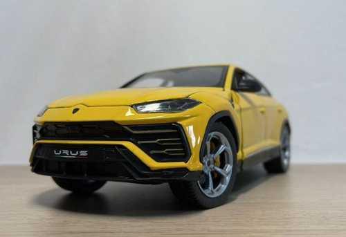 Lamborghini Urus 1:24 модель Welly