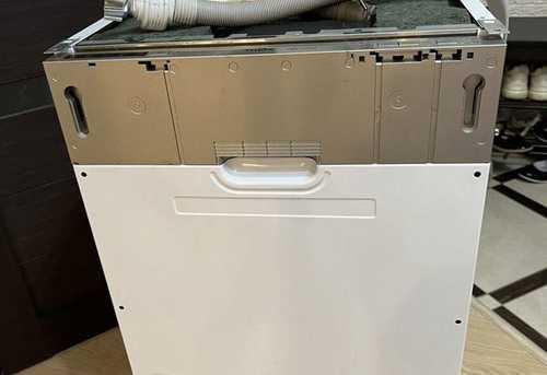 Посудомоечная машина 45 см Thor TDW 450 BI